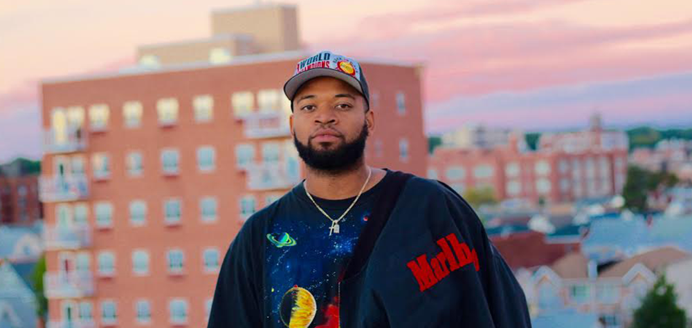 Scotty Brown releases new single “2PLAYA” – EARMILK