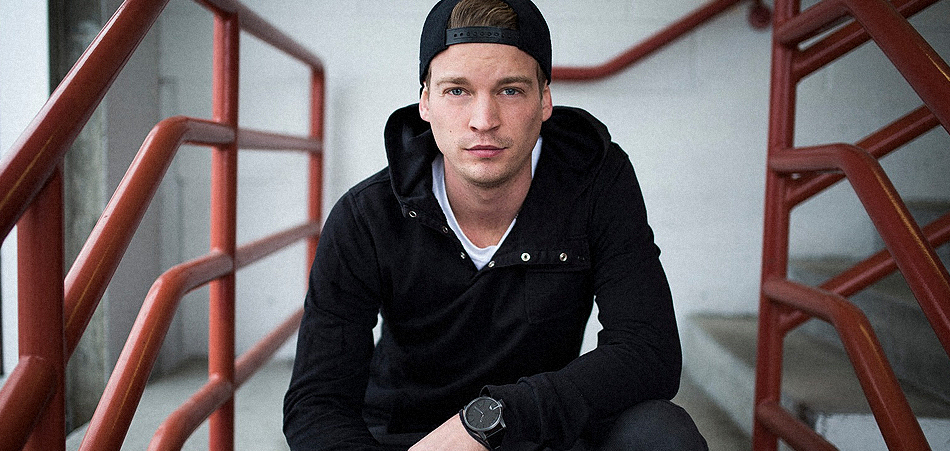 Conro is bringing heart back to future bass with “Close” – EARMILK