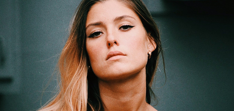 LÉON returns with sultry new single “Surround Me” – EARMILK