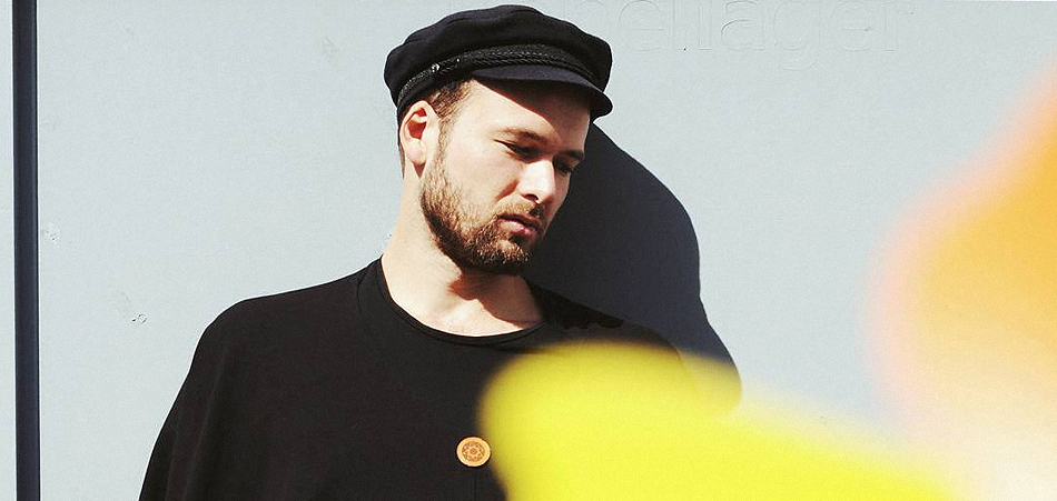 Unwind into the abyss with Monolink’s new track “Sirens” – EARMILK