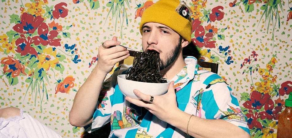 Alec King releases his debut EP ‘Greatest Hits Vol. 1’ – EARMILK