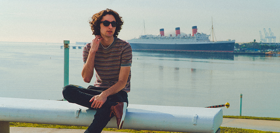 Have a moment of “dissociation” with summet – EARMILK