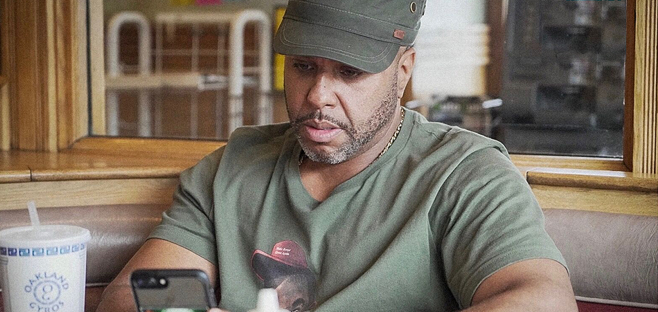 Twan Mack serves a humour-filled visual for his single “Laugh At U ...