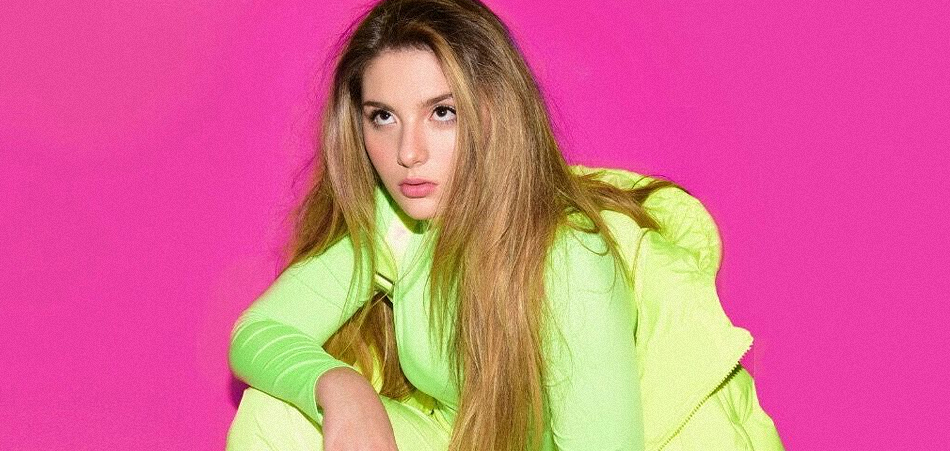 Grace Gaustad looks beyond being just “Photogenic” [Video] – EARMILK