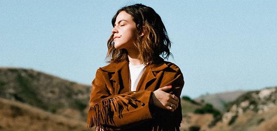 Riah’s debut EP ‘Heartbreak Magic’ is irresistible – EARMILK