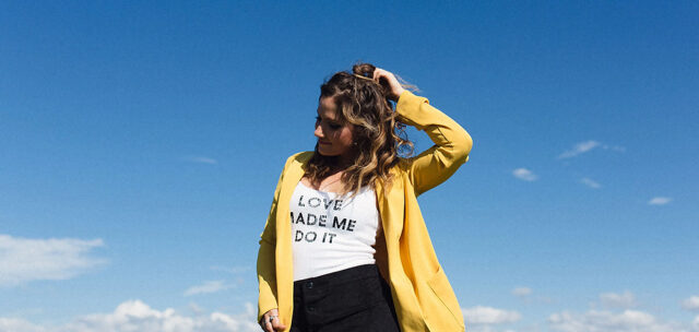 Elise Hayes speaks about love, spontaneity, and “New York City” [Video ...