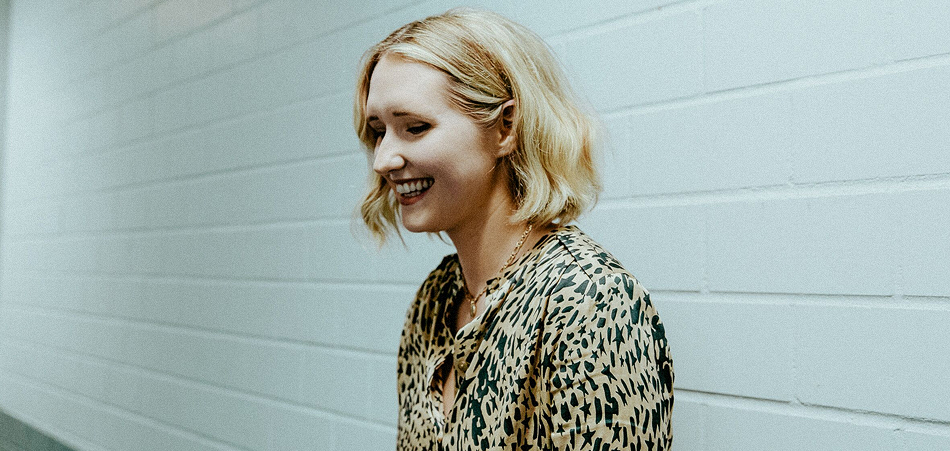 Lilla Vargen is a vulnerable yet powerful force in new EP ‘We Were ...