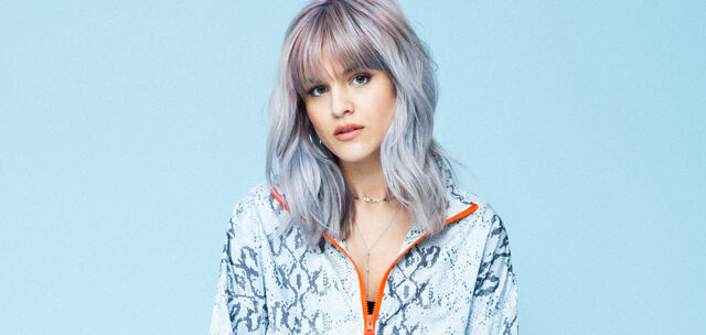 Sarah Barrios just wants to be “Somebody I’m Proud Of” [Video] – EARMILK