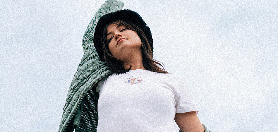 Saige unveils the emotively raw “Mama” – EARMILK