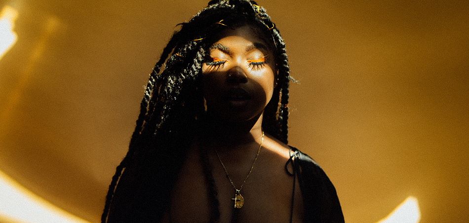 Kemi Ade navigates from dawn to dusk in ‘Drive – Dusk Edition’ – EARMILK