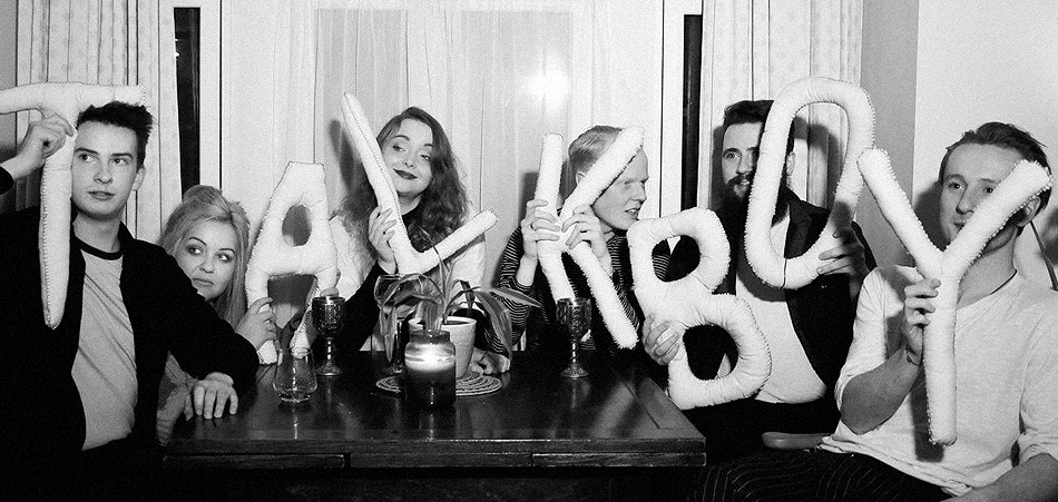 Talkboy share “Wrapped In Blue” – EARMILK