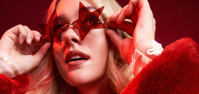 Rising artist Ashley Suppa explores internet culture on “King” – EARMILK