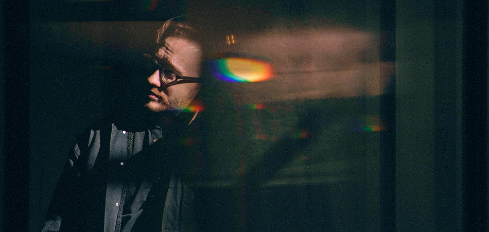 Alexander Carson encapsulates the loss of youth on “The Museum” – EARMILK