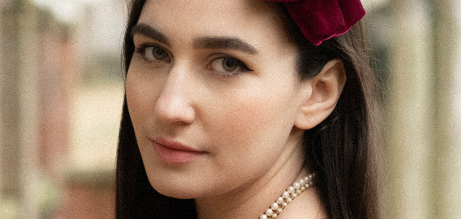 Elizabeth Gerardi’s “Young Love & Old Money” modernizes a classic – EARMILK