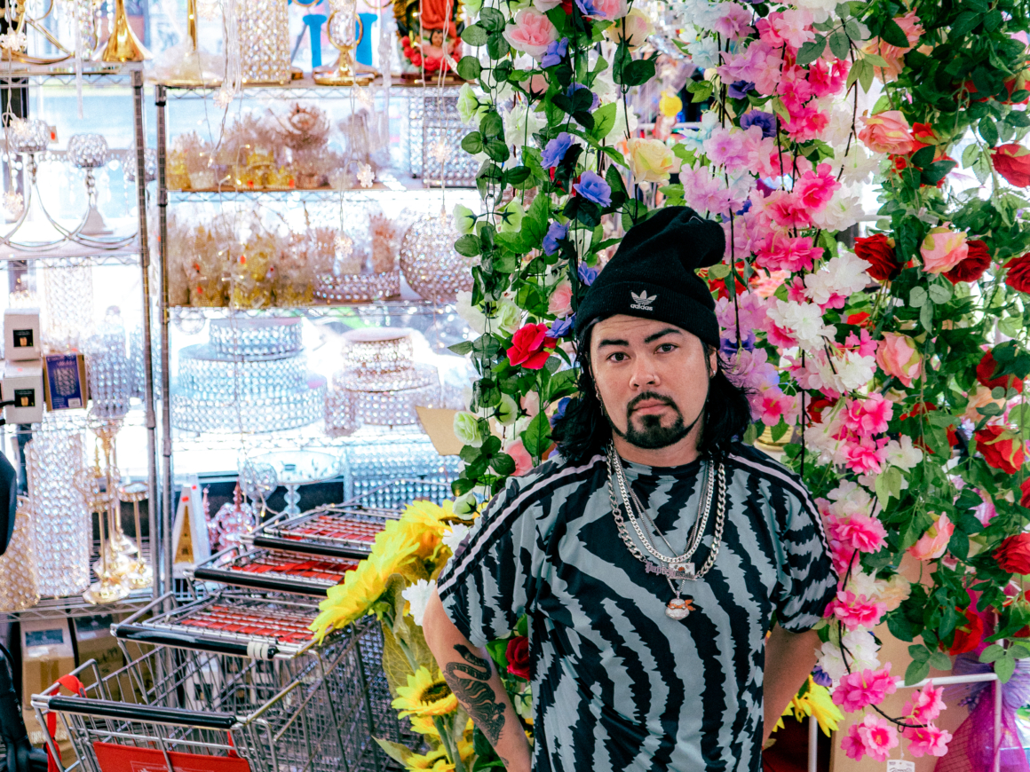 LØLØ reflects on love and hate on new single “u turn me on (but u give ...