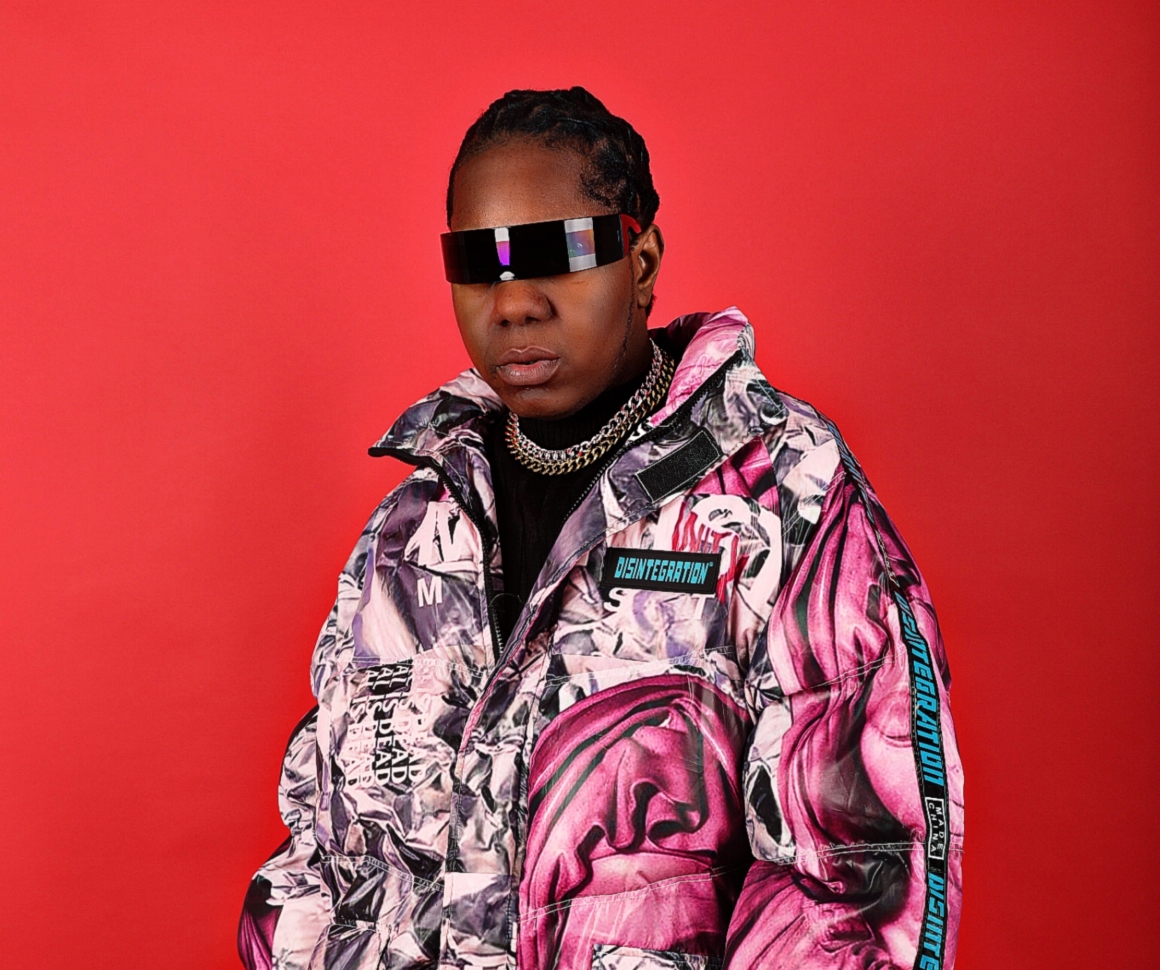 Jupiter Grey delivers 19-track debut album ‘Fires on the Moon’ – EARMILK