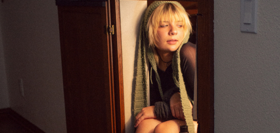 Andrea Chahayed reveals her cathartic new EP ‘Later, Now’ – EARMILK