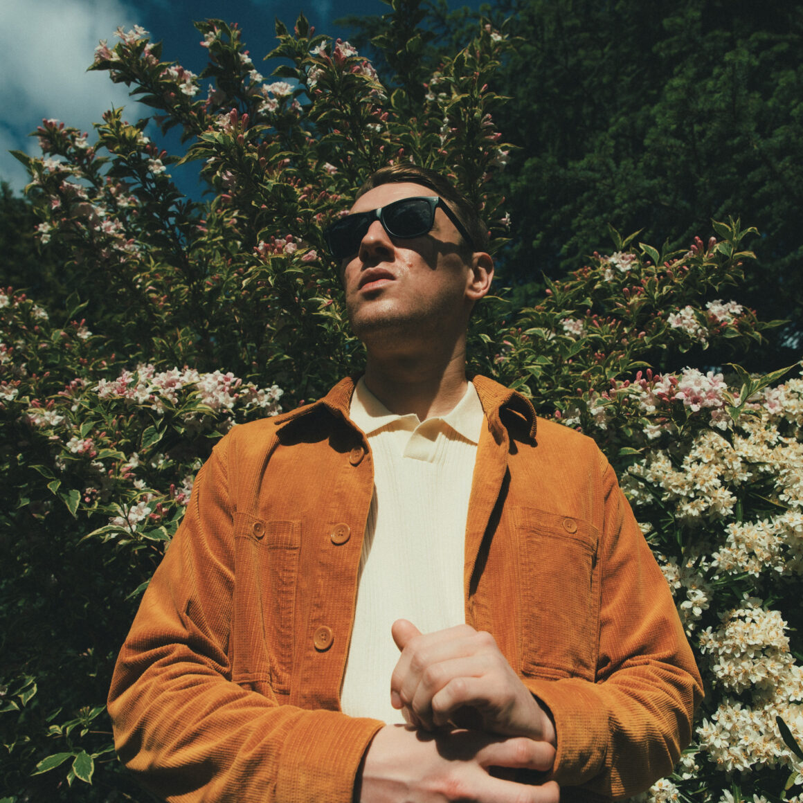 Chords Of Indigo drops his latest masterpiece, “Hits Right” – EARMILK