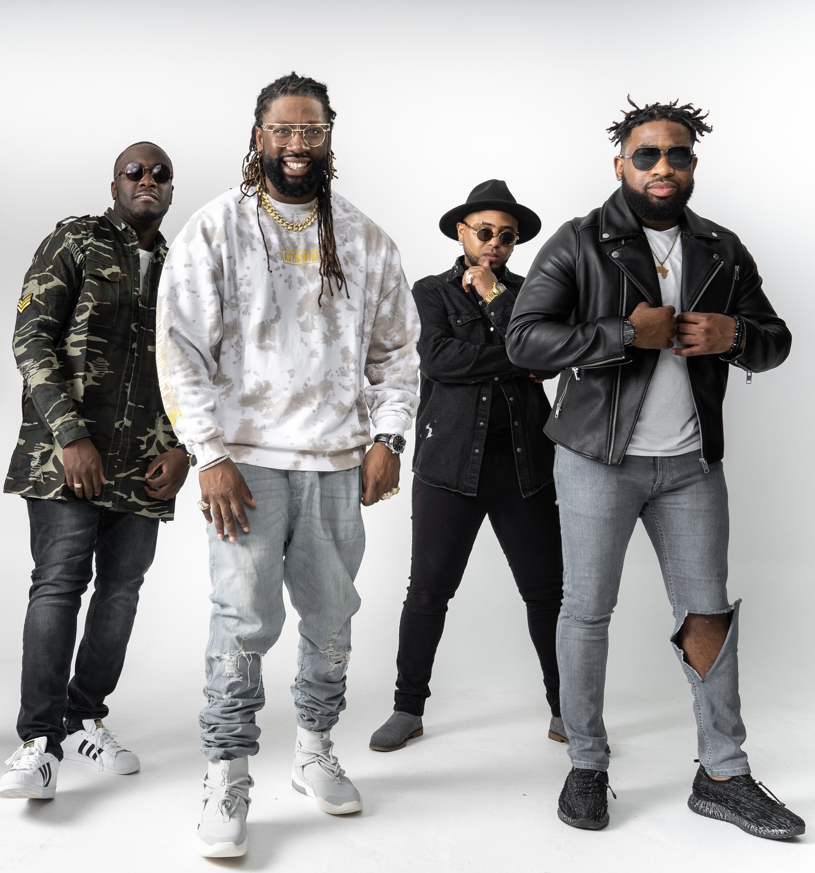 Vadé send a sweet message to their lovers in new single “Mango” – EARMILK