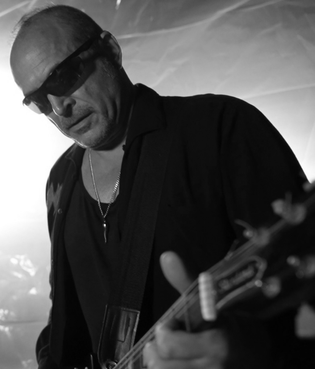 La Need Machine delivers earworm production “Maria” – EARMILK