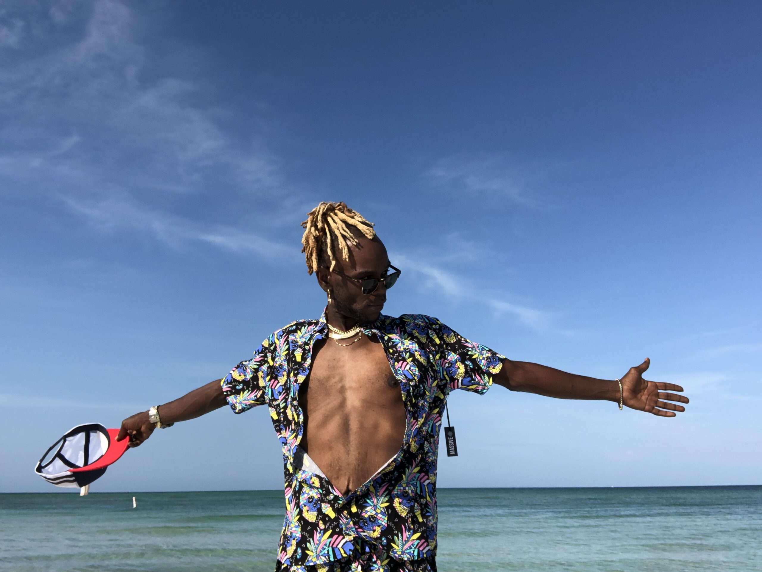 LiL Xuzki drops an explosive visual “American Dookie” – EARMILK