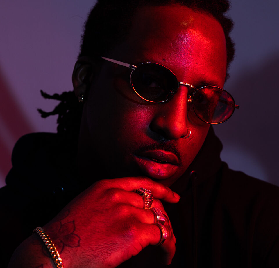 Shuxx Mills presents a raw Toronto grit in “D&P” [Video] – EARMILK