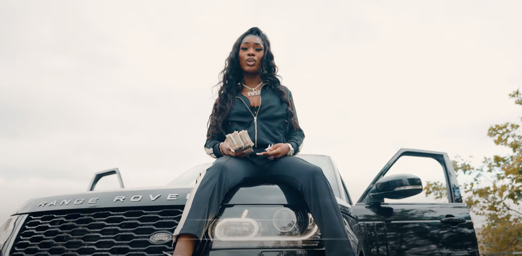 Ivorian Doll sets the tone with a straight up “Diss To Dillon” [Video ...