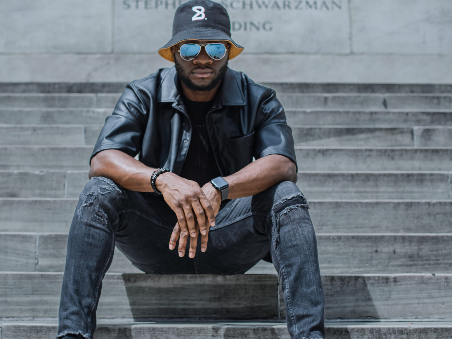 The Bug - "Freakshow" (Feat. Danny Brown & Kiki Hitomi) - EARMILK