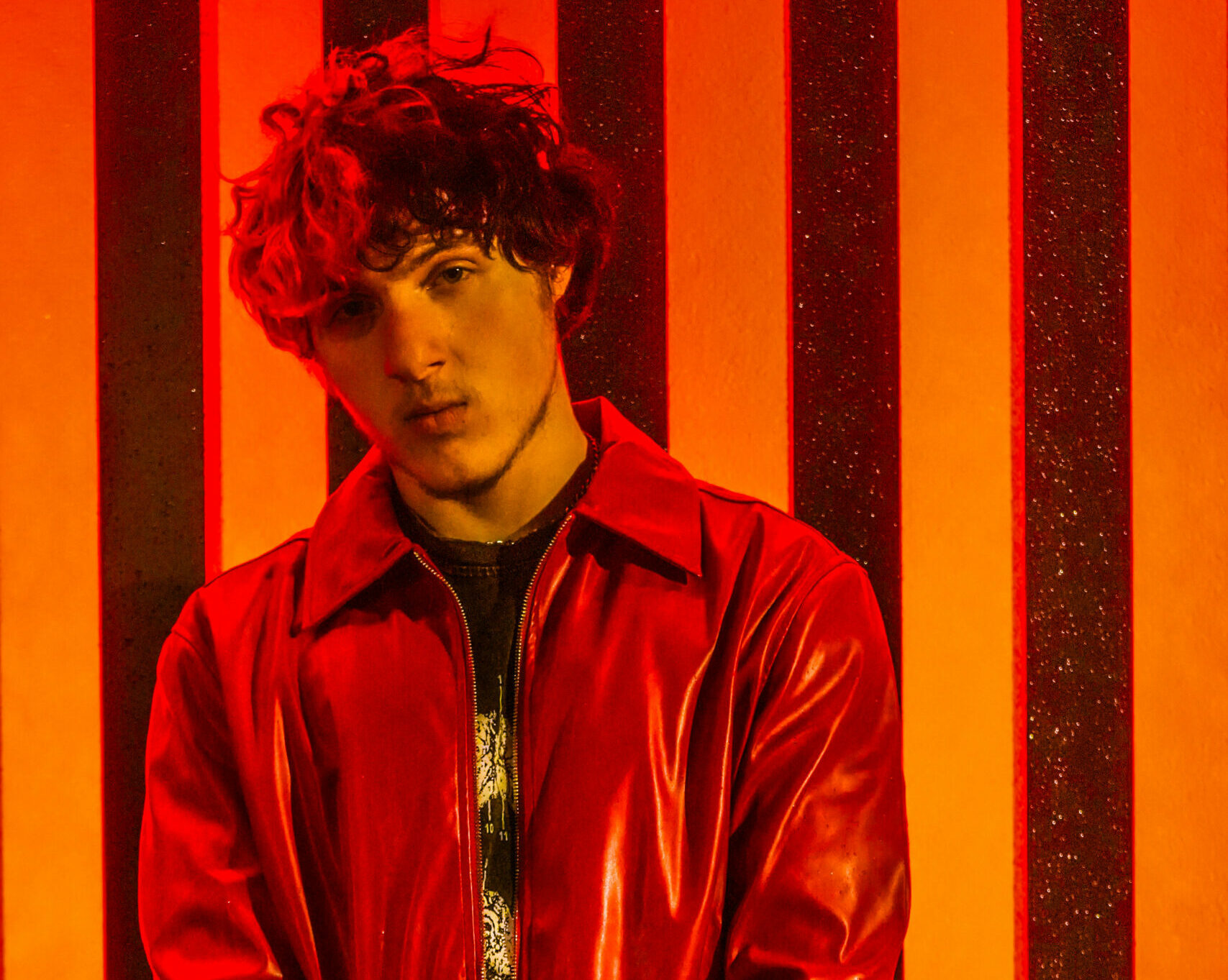 SKARS delivers a new single, “Sign from the Universe” – EARMILK