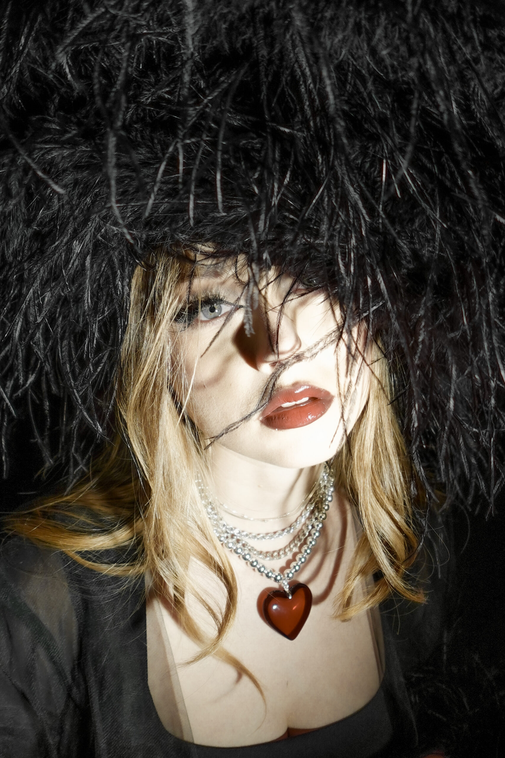Baker Grace’s “Painkiller” delves into self love – EARMILK