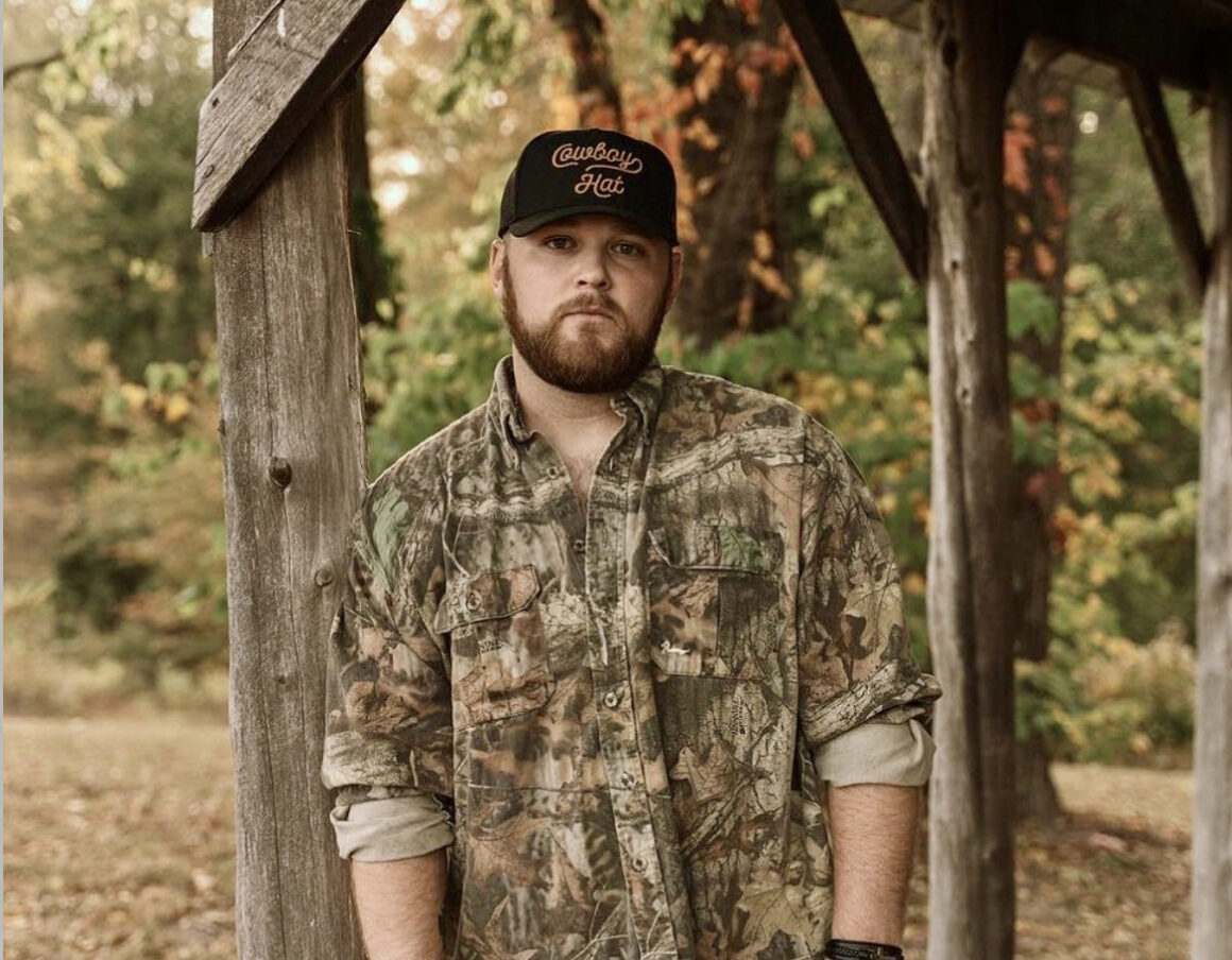 Ryan Waters Band shares poignant single “Fireplace” alongside tender visuals – EARMILK