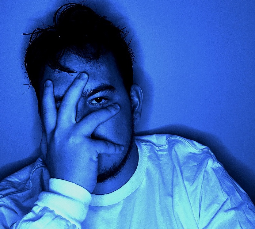 The Ian Moore details his “Highs and Lows” on new single – EARMILK