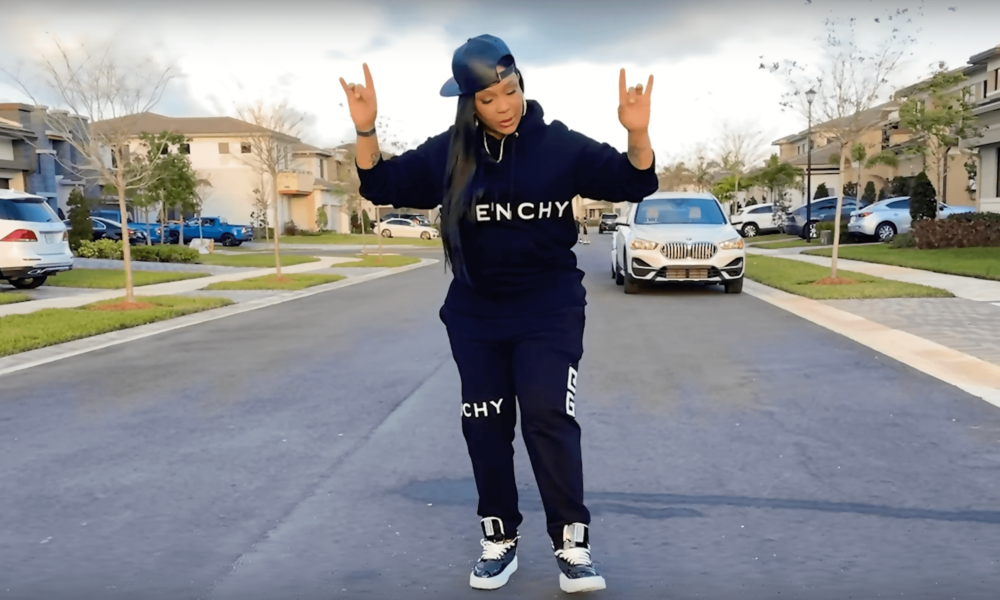 Lady Luck gives “Praise” on soulful new track – EARMILK Lady Luck gives “Praise” on soulful new track – EARMILK