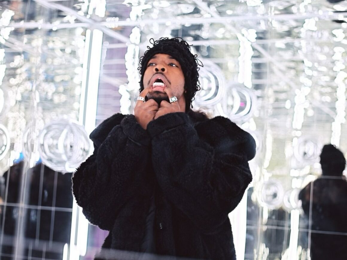 GARZA's "Deep Blue" delivers a mesmerizing blend of classic Bossa Nova ...