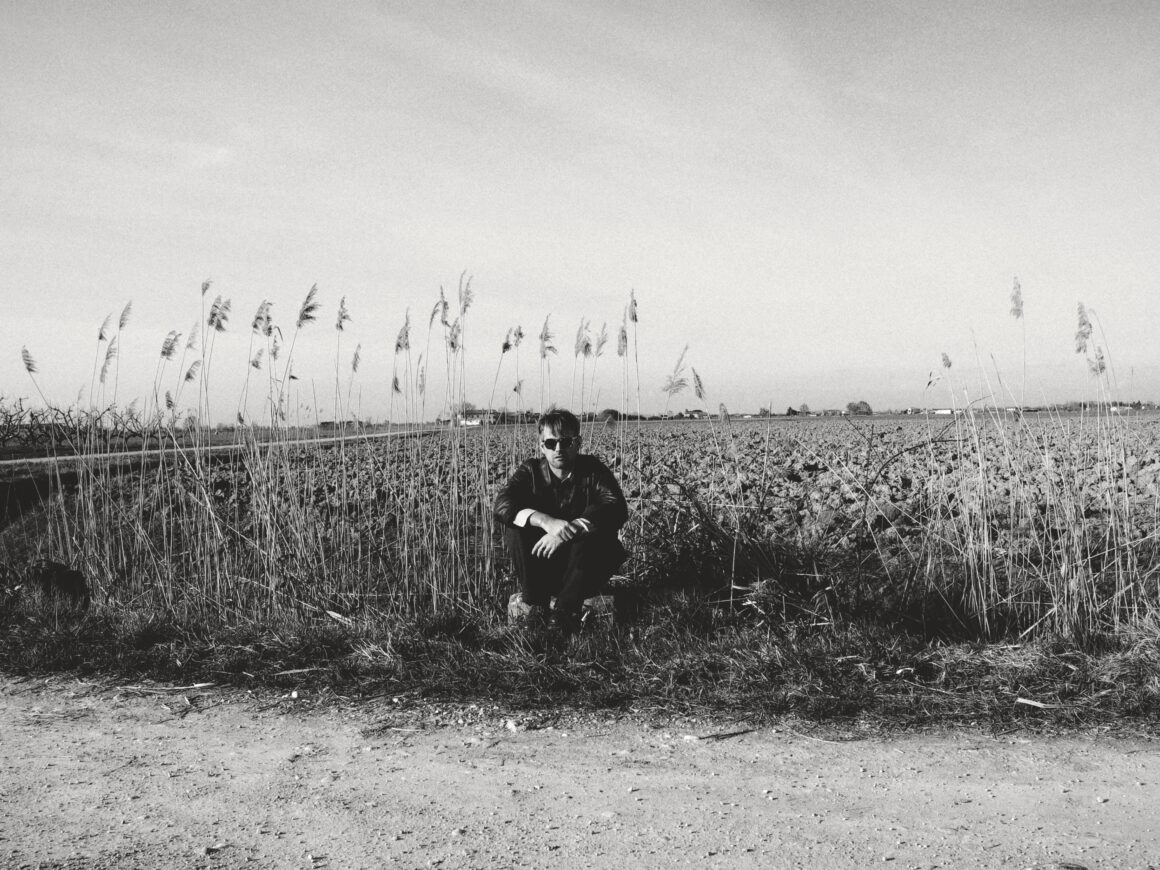 Allen Stone - Allen Stone [ALBUM REVIEW] - EARMILK