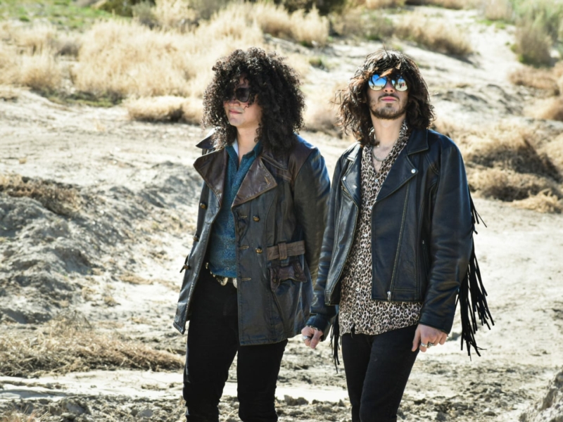 Damon Little & Angie Stone shares a soulful anthem “No Stressing” – EARMILK