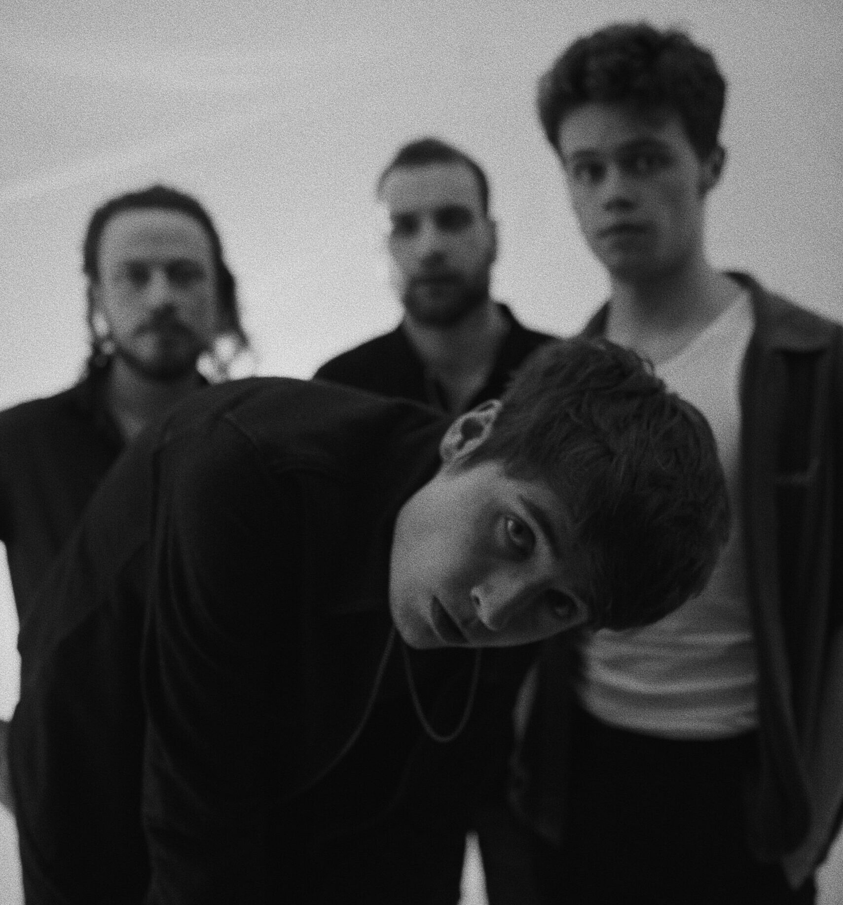 The Trusted delivers explosive new single “Self Destruct” – EARMILK