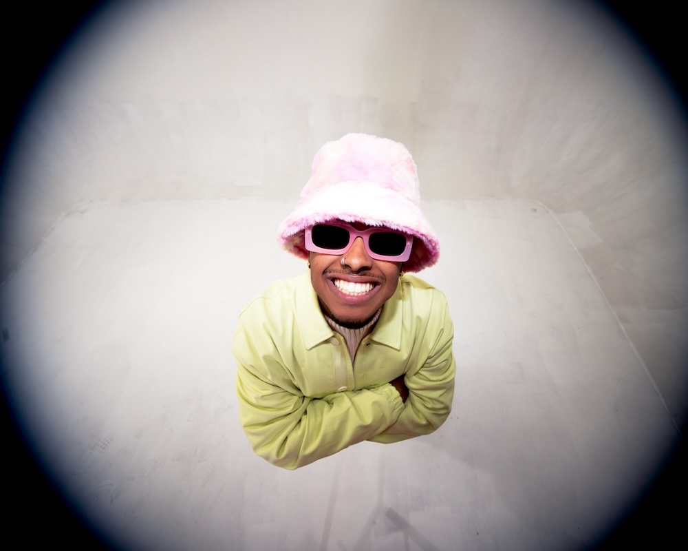 Ty2Fly embraces his insatiable drive in new single “I’m Here” – EARMILK