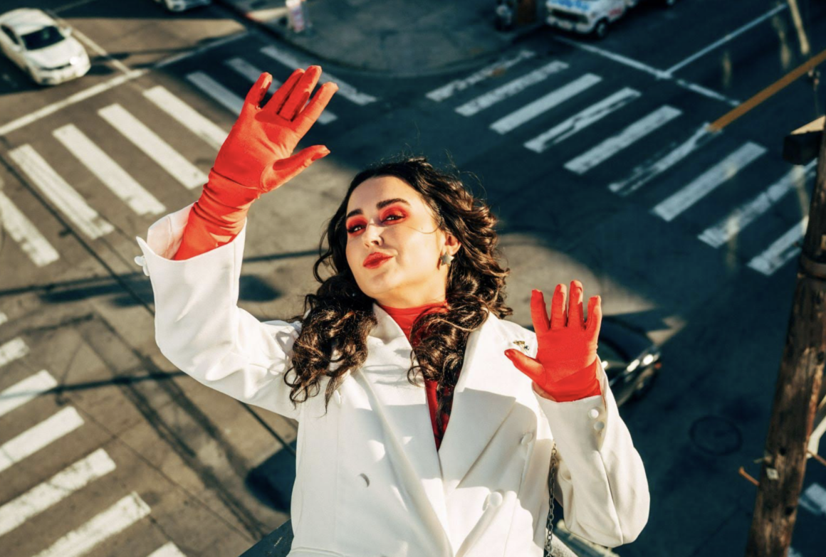 Fiona Grey explores the duality of existence on “High Low” – EARMILK