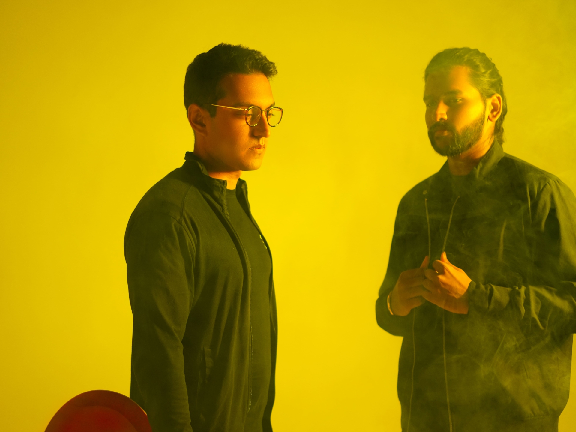 Interview : Breathing Ghosts redefine sonic boundaries with ‘Lines’ – EARMILK