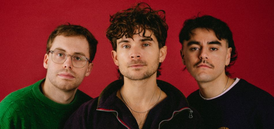 Dutch Criminal Record Unveil New Single “Gaslight” and Announce European Tour – EARMILK