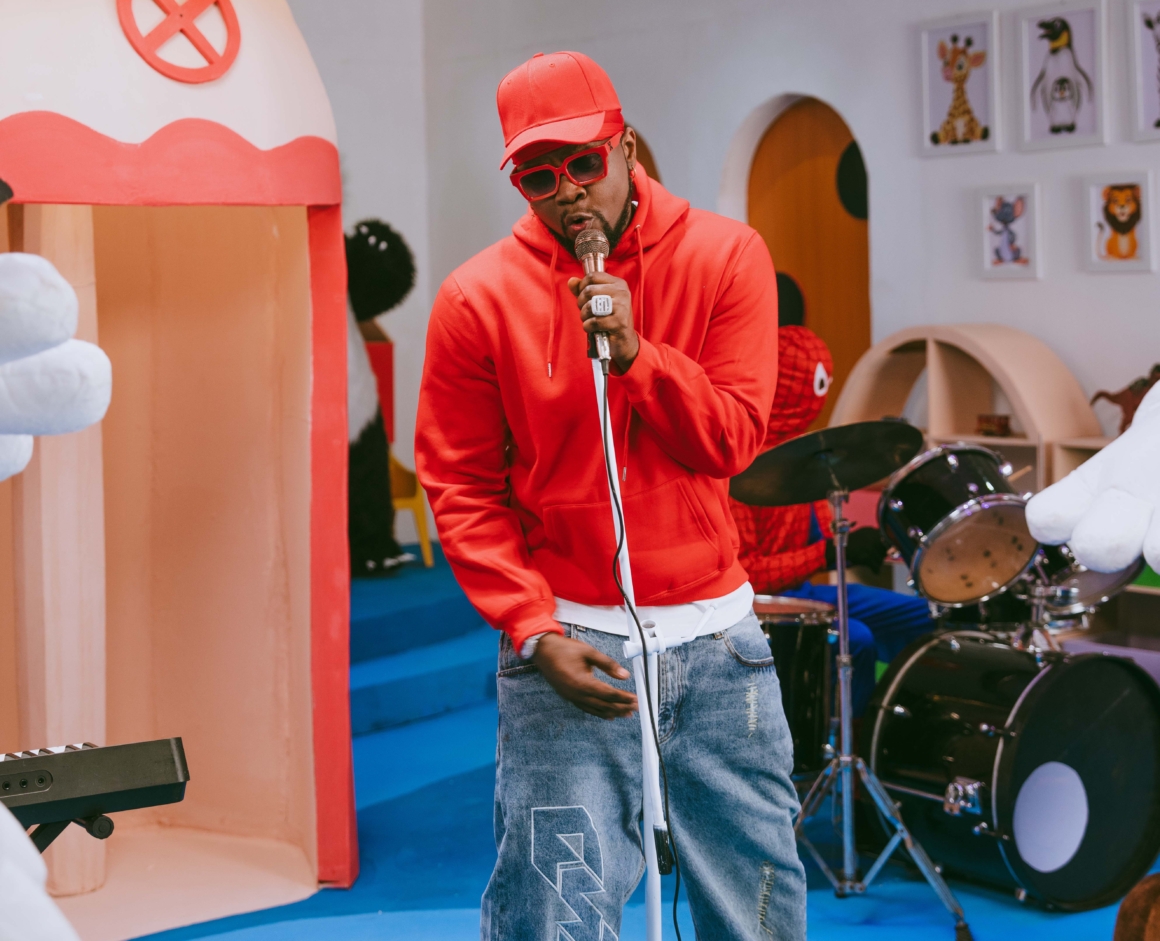 Kizz Daniel shares heartwarming visuals for his song “Double” – EARMILK