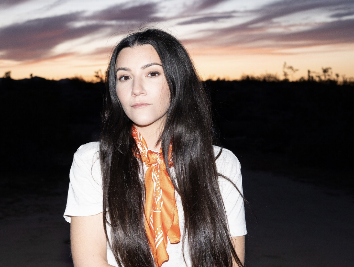 Alex Winston shares paradoxical indie-pop gem “Special Feeling” – EARMILK