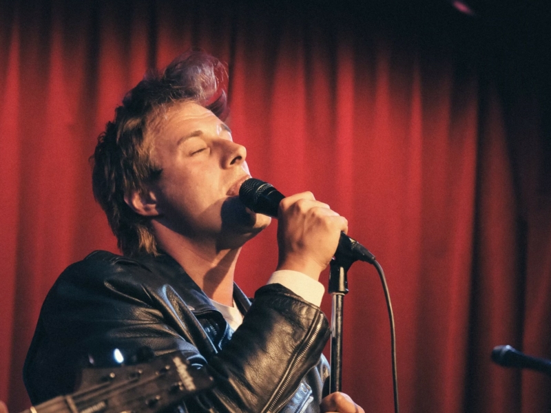 Bart Claessen & Sir Adrian – “Machiavelli” – EARMILK