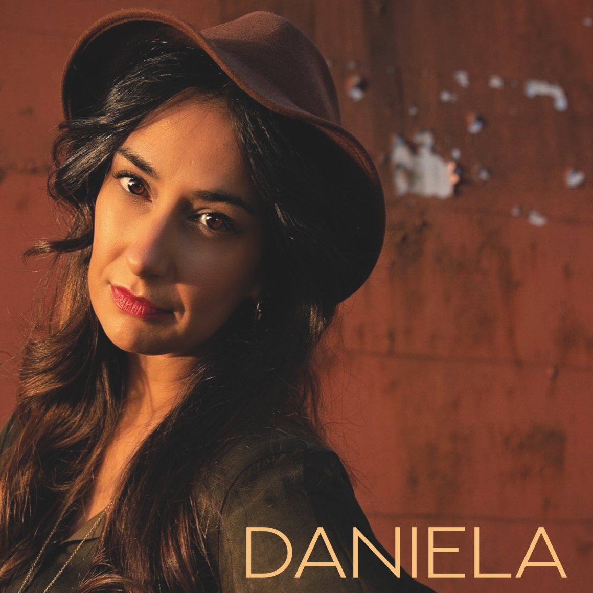 DANIELA returns with new single “Waiting” – EARMILK
