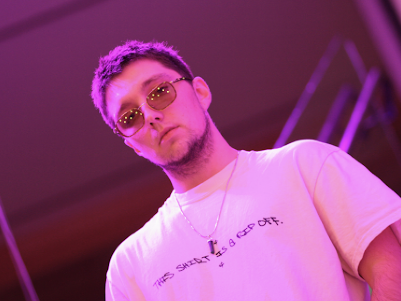 Absnt Mind Re-ignite Boyband Culture With “No Strings” – EARMILK