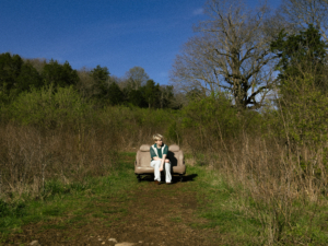 Loframes helps David Harks and his “Tripping Ghosts” dance [Premiere ...