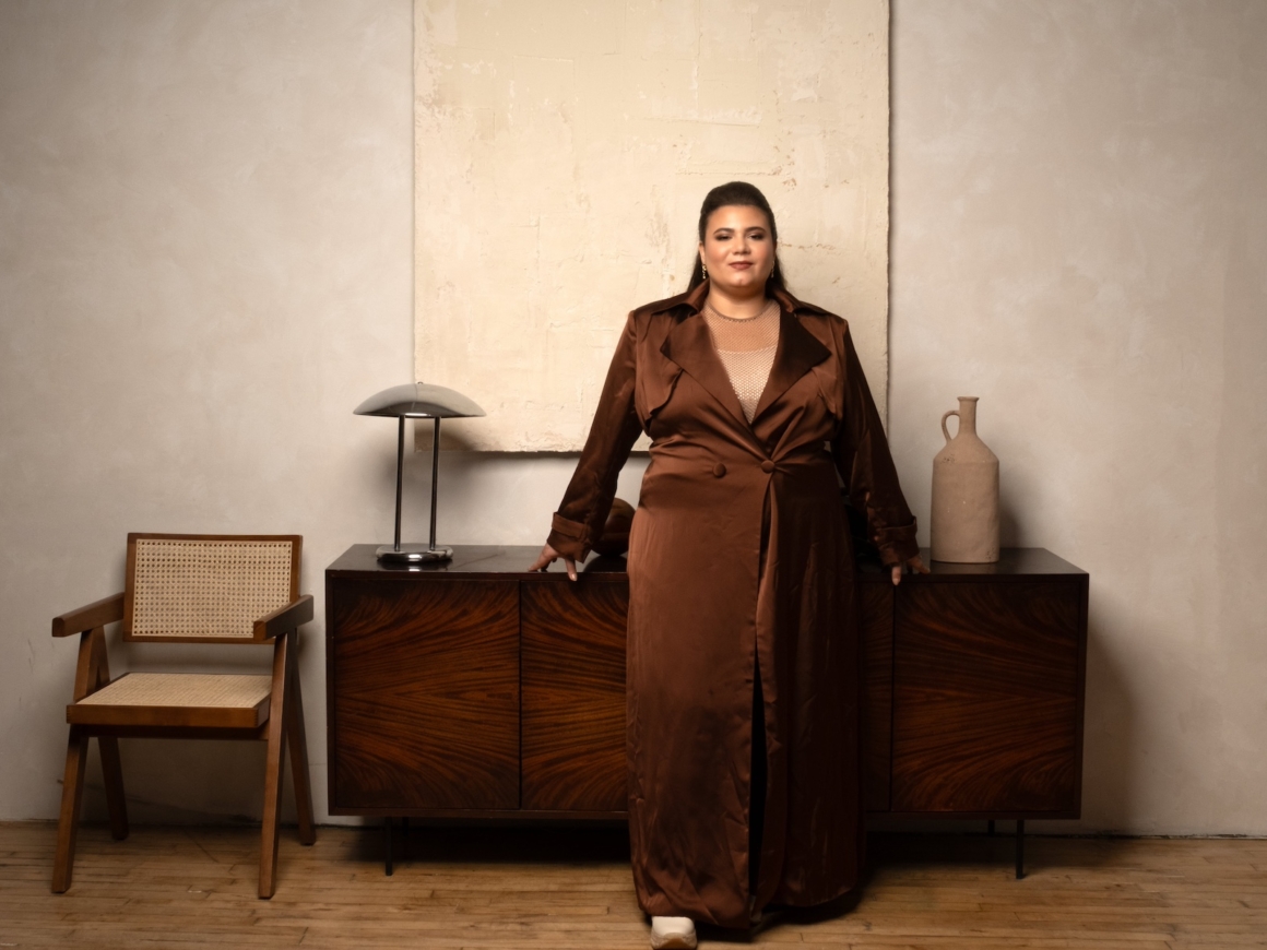 California Singer Danny Lux Returns Home With Leyenda – EARMILK