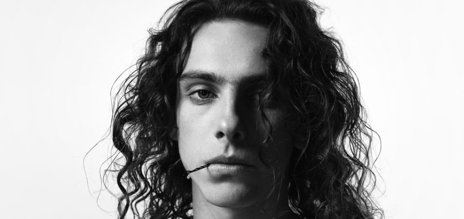 Eddie Benjamin finds his lane with the uplifting and soulful “DRIVING ...