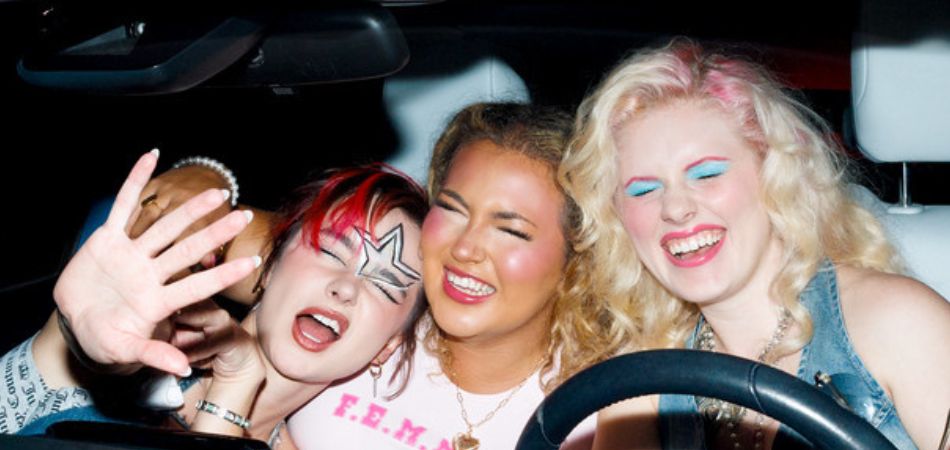 Meg Smith, Molly Grace & MARIS deliver a sparkly yet sharp pop anthem ...